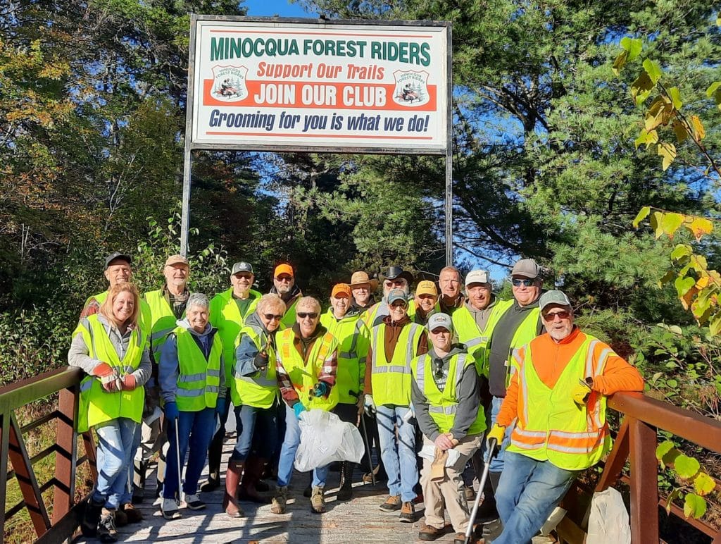 Roadside Cleanup – Thanks to our volunteers – Minocqua Forest Riders